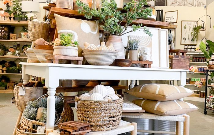 Real Deals - Home Decor & Fashion